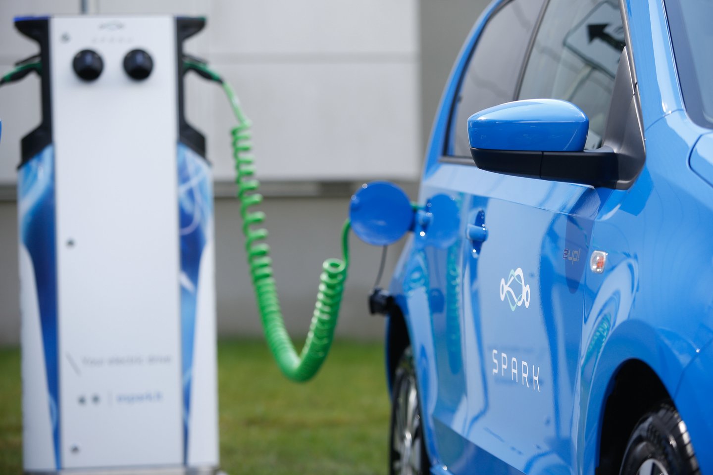 Pasirašyta darbų atlikimo sutartis dėl elektrinių transporto priemonių ... Pasirašyta darbų atlikimo sutartis dėl elektrinių transporto priemonių ...